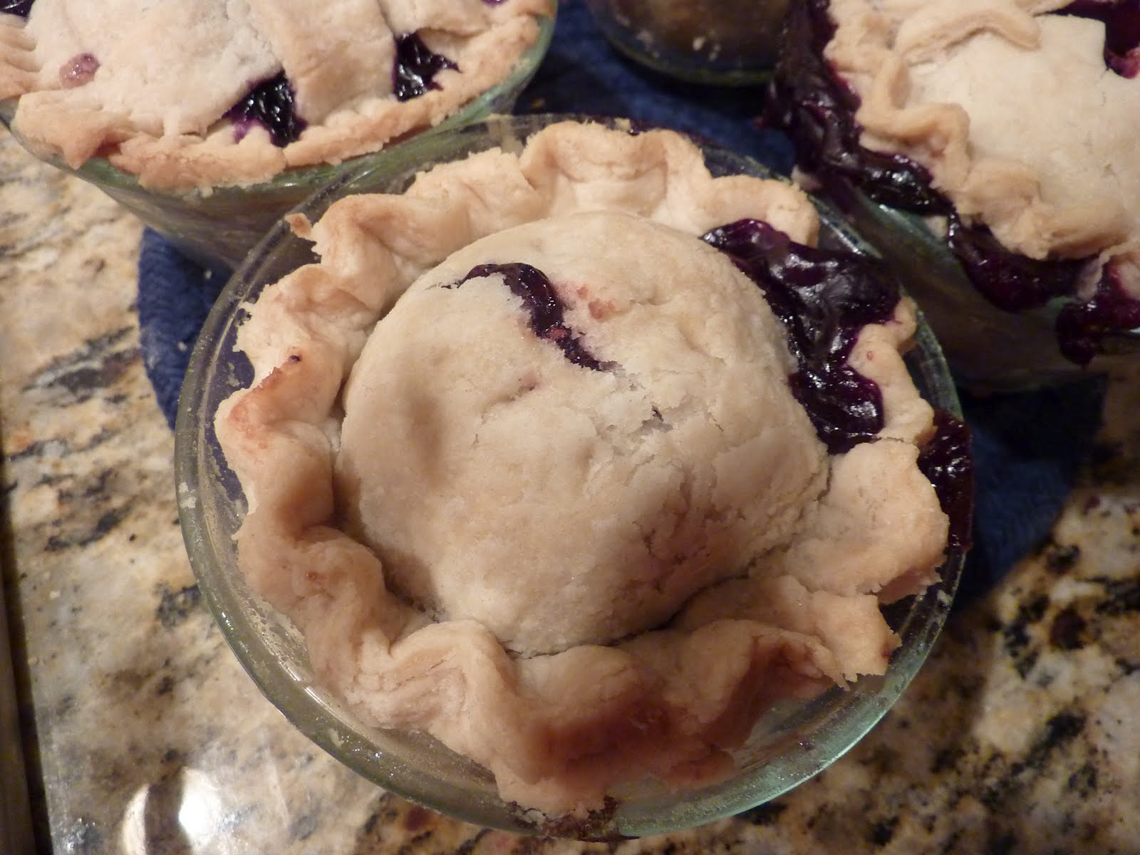Creative Hospitality: Mini Fruit Pies