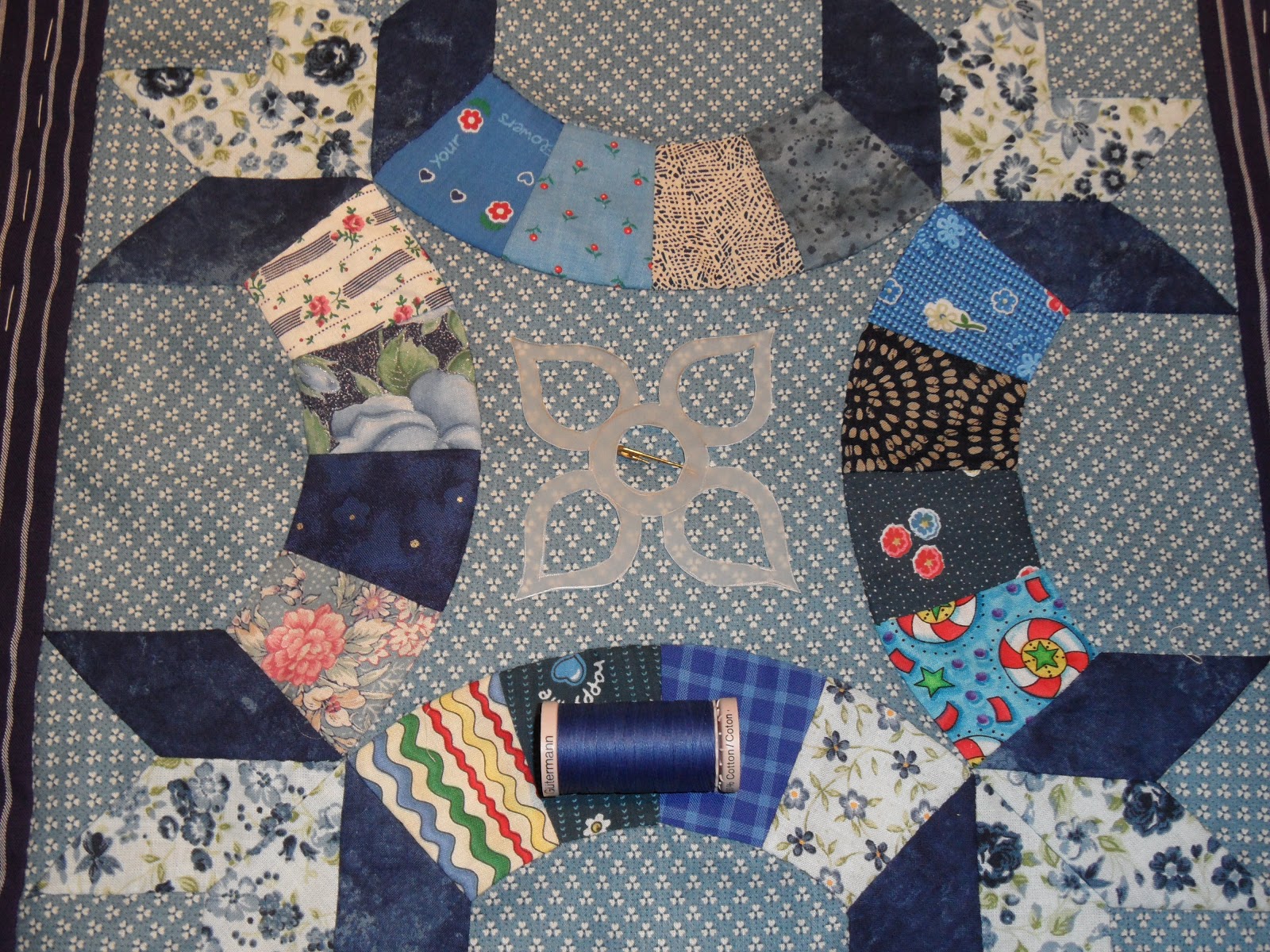 stitch a quilt: Eerst de klosjes en dan