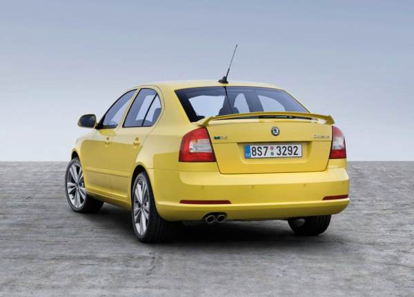 POWER CARS: Skoda Laura facelift around the corner, may get the R S badge