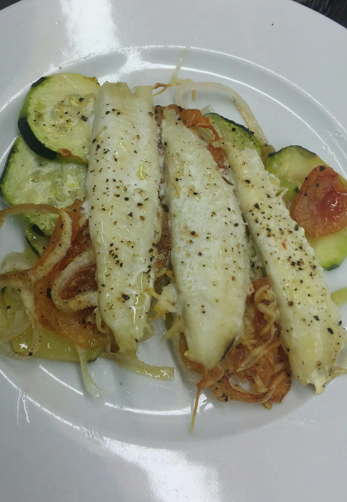 Cocina Basica y Fresca: FILETES DE LENGUADO CON VERDURAS CBF@