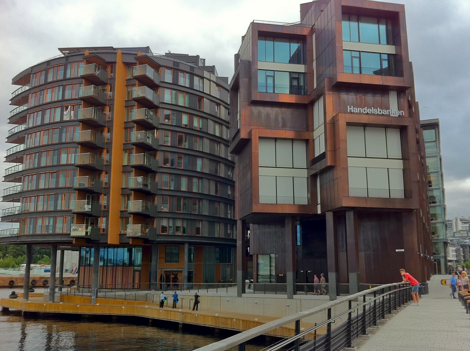 Life is Great: Strolling Tjuvholmen, Oslo