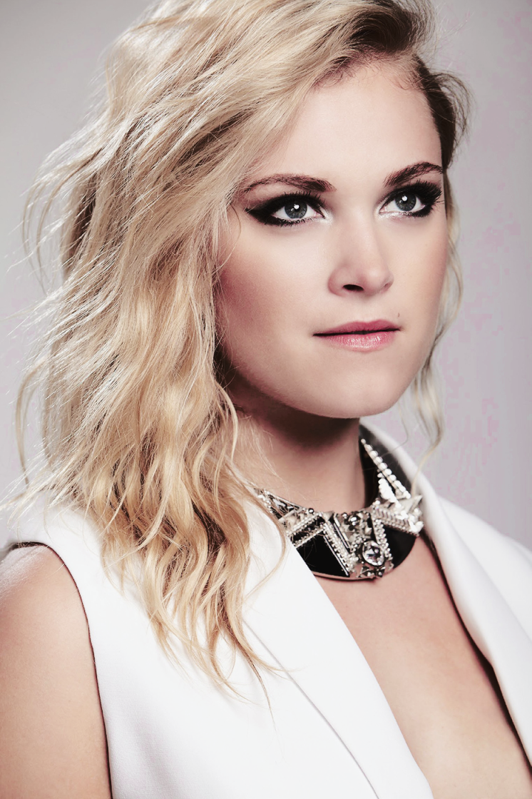 Eliza Taylor for Bello Magazine [by JSquared] | 2014 - Celebrity Magazine