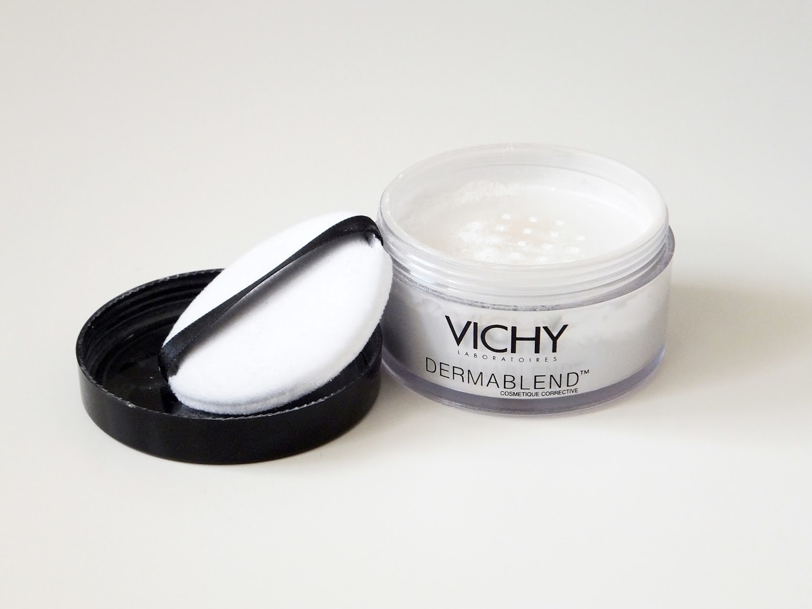 Fern & Blush: Vichy Dermablend Setting Powder | Review