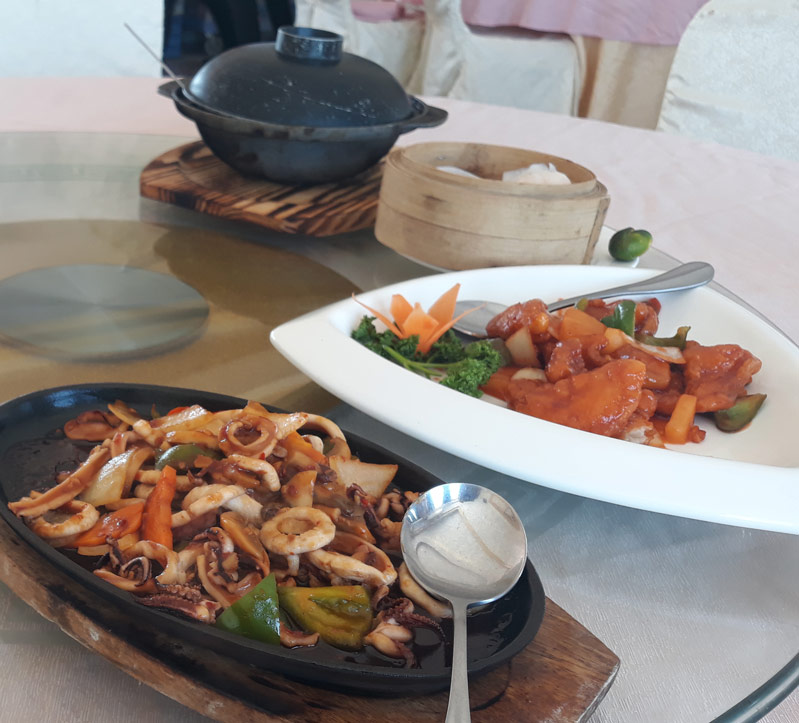 New Feng Huang Seafood Restaurant | Playing Tourist