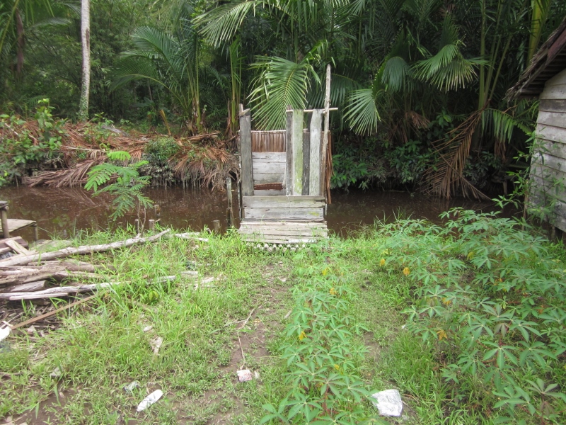 Aneka Jamban Jemplung di Handil Kambang