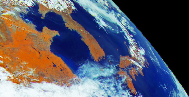 White Wolf : Celebrate Earth Day in Super High Resolution (Videos)