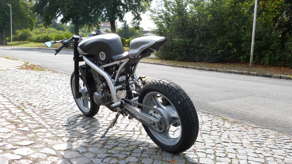 Skorpion Cafe Racer - RocketGarage - Cafe Racer Magazine