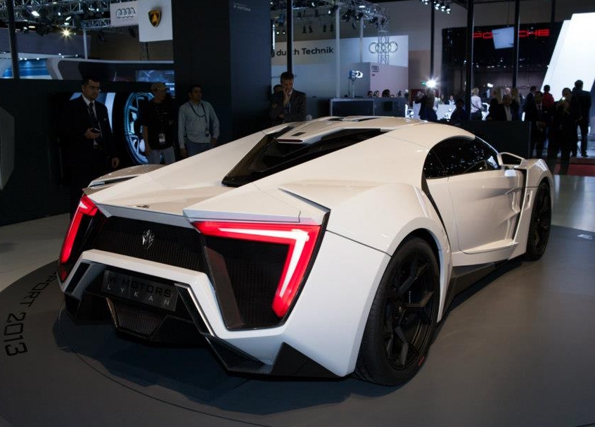 APRESENTAÇÃO: Lykan Hypersport, o primeiro supercarro árabe custa 2,4 ...