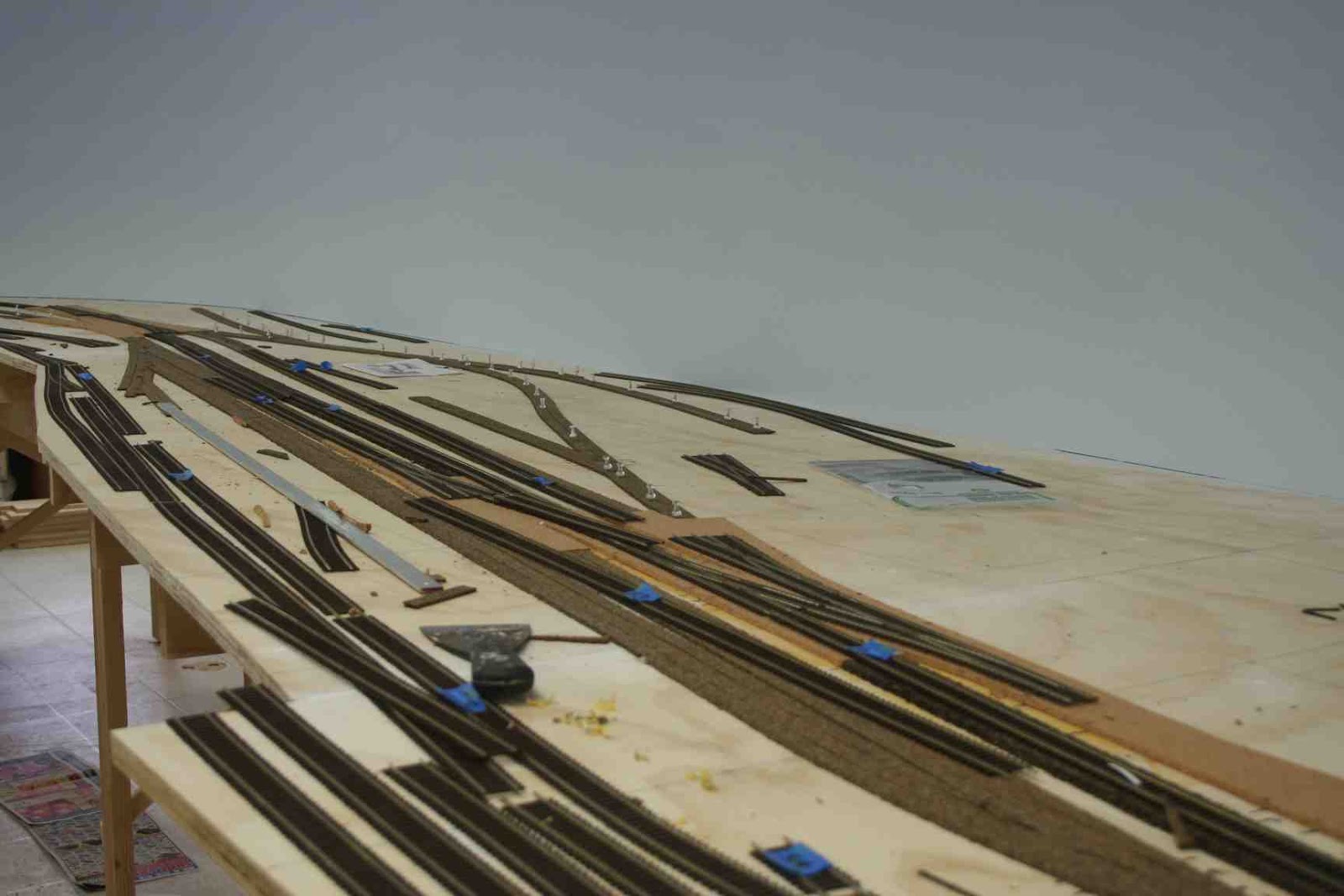 Southern Pacific Cascade Line: SPRINGFIELD TRACK AND ROADBED - 1