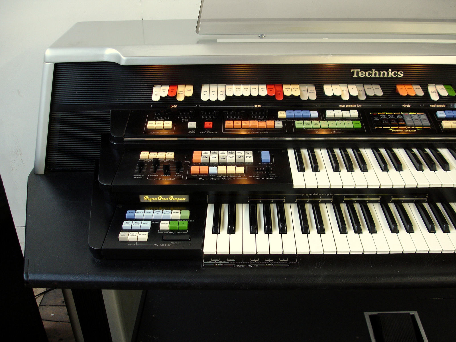 MATRIXSYNTH: Technics Pro 90 Analogue Organ / Synth