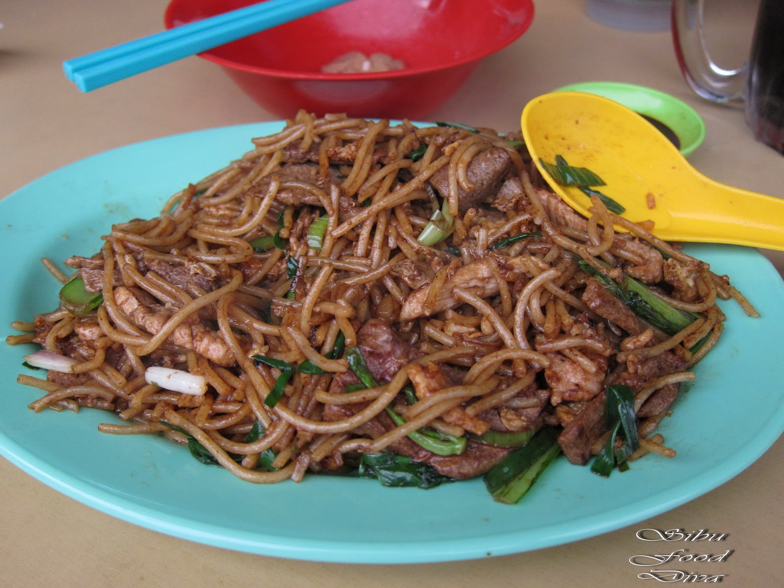 Sibu Food Diva: Authentic Sibu Foochow Stir-Fried Noodles at Rong Rong ...
