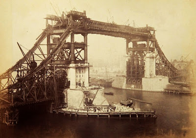 Philosophy of Science Portal: A rare photographic find...construction ...