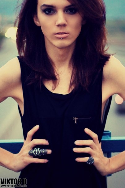 newfashion: On the Rise: Viktor O