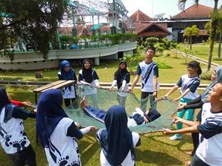 TUGAS AKHIR JELANG D3 - LP3I Cirebon