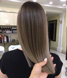 Aprende paso a paso cómo hacer corte de cabello recto ~ Manoslindas.com