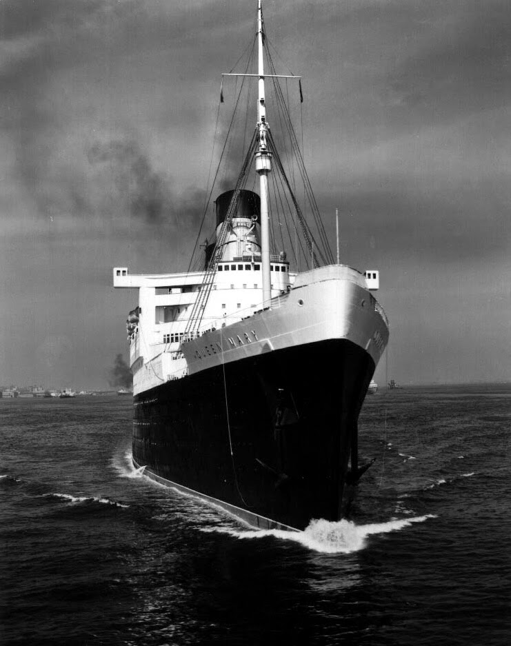 Ocean Superliners: The Queen Mary completed.... She was the second ...