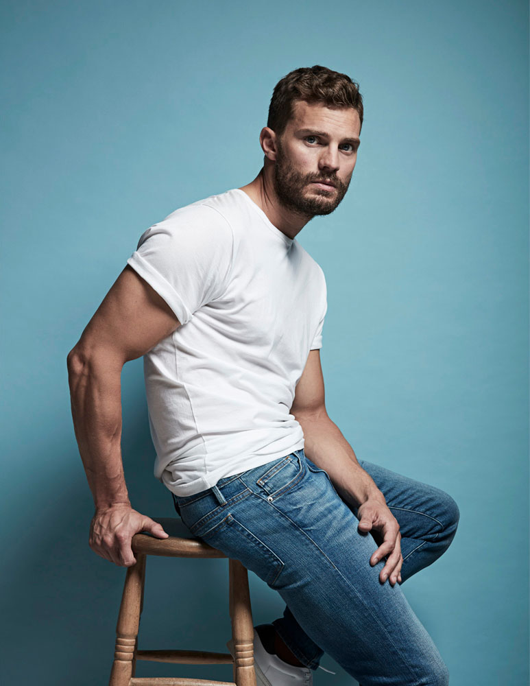 CINCUENTA SOMBRAS DE GREY BLOG FANS: Jamie Dornan - Photoshoots - 2016 ...