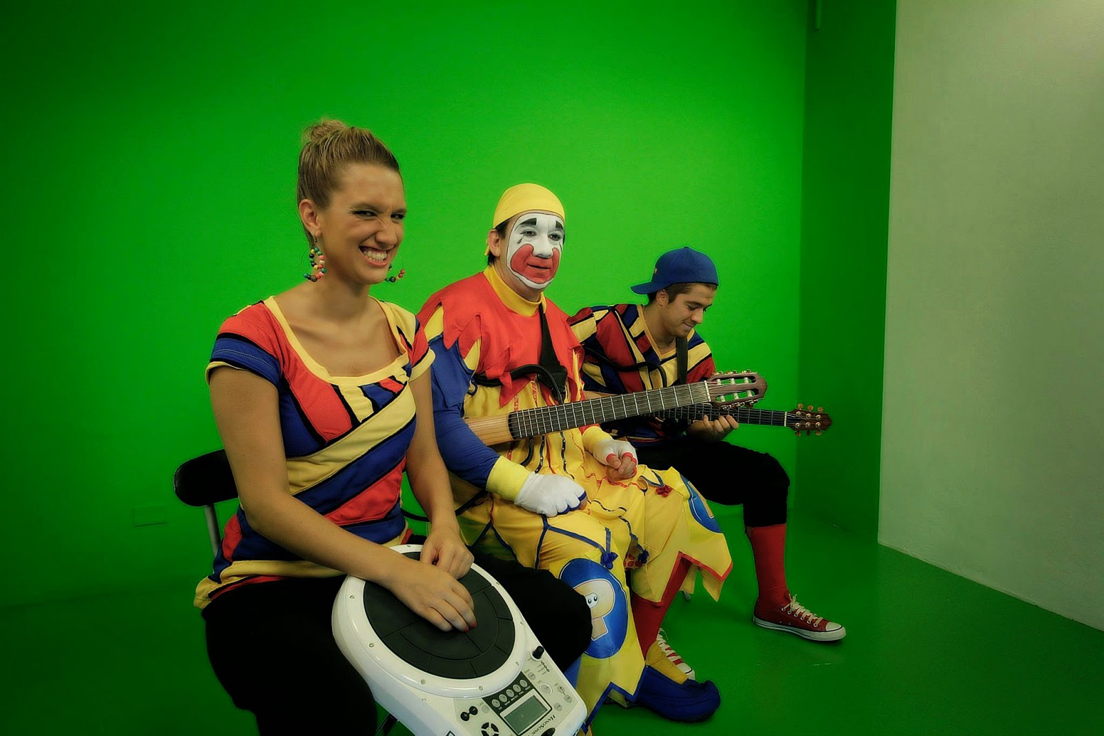 Leticia Teresa Pontoni: Piñón Fijo, 25 años alegrando el corazón de los ...