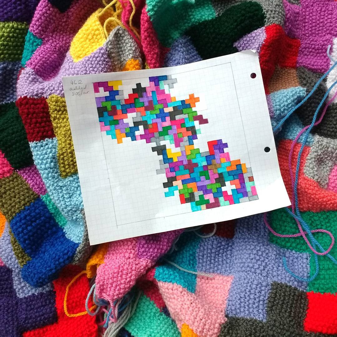 Bugs and Fishes by Lupin: Knitting a Patchwork Blanket of Mini Squares ...