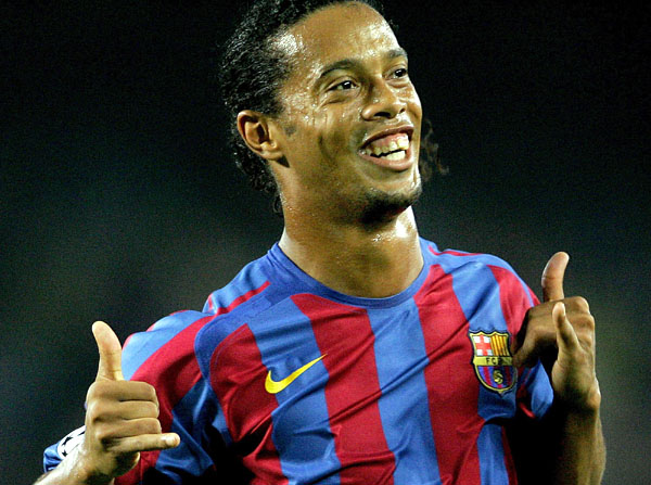 Ronaldinho Profile and Pictures/Images | Top sports players pictures