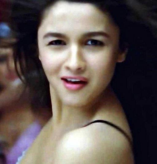 aliya bhatt photo ~ ARTIST 271