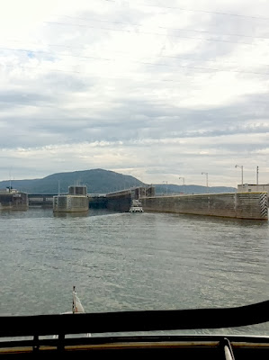 Once in a Blue Moon: Tuesday, October 22: Back in the Great State of ...