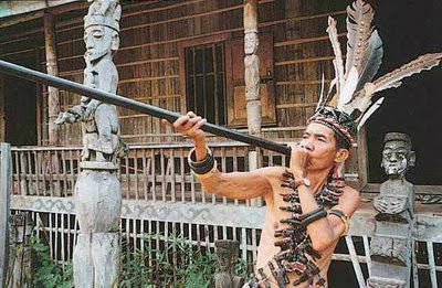 Sumpit Mematikan Khas Suku Dayak | Uniknya Nusantara Indonesia