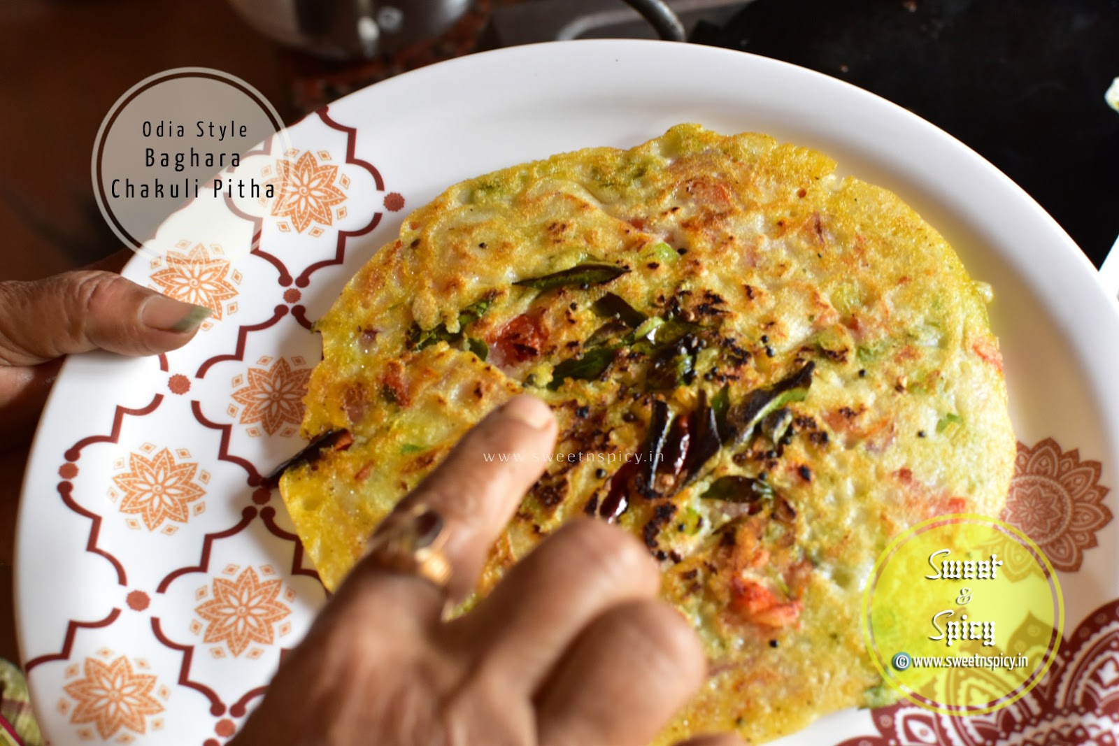 Odia Style Baghara Chakuli Pitha | Sweet n Spicy