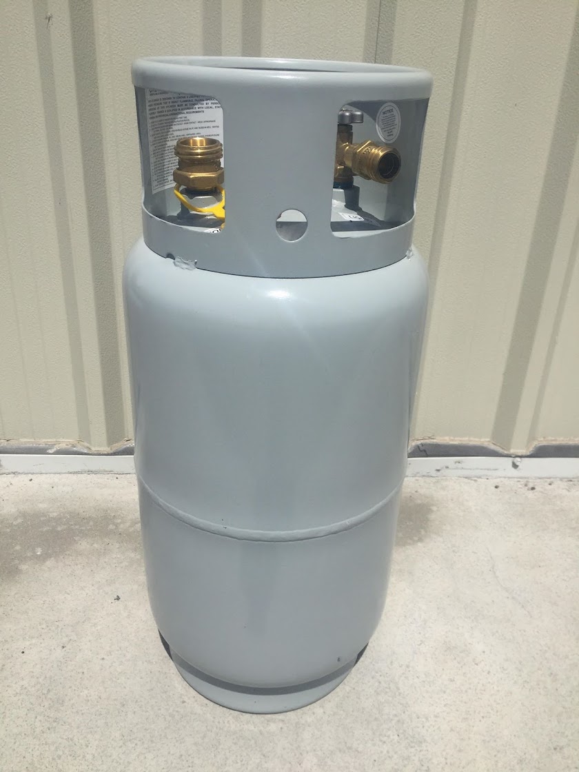 TANQUES PARA MONTACARGAS , GAS LP $2,700 MAS IVA C/U