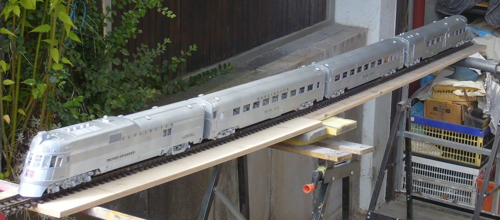 large-scale diesel models: General Pershing Zephyr - train set completed