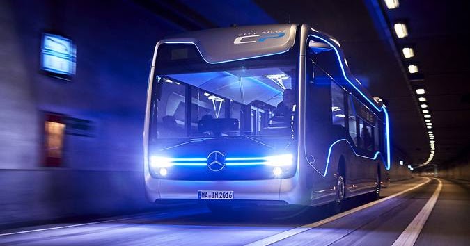 Mercedes-Benz apresenta ônibus urbano autônomo