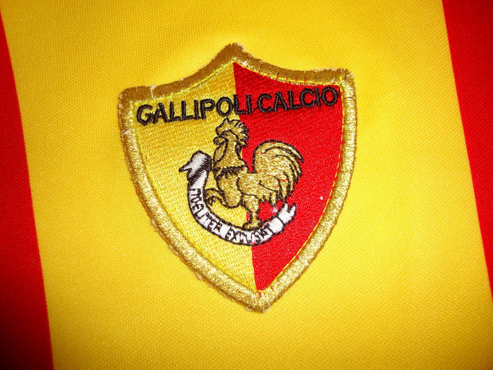 Gallipoli Calcio (Itália) - Show de Camisas