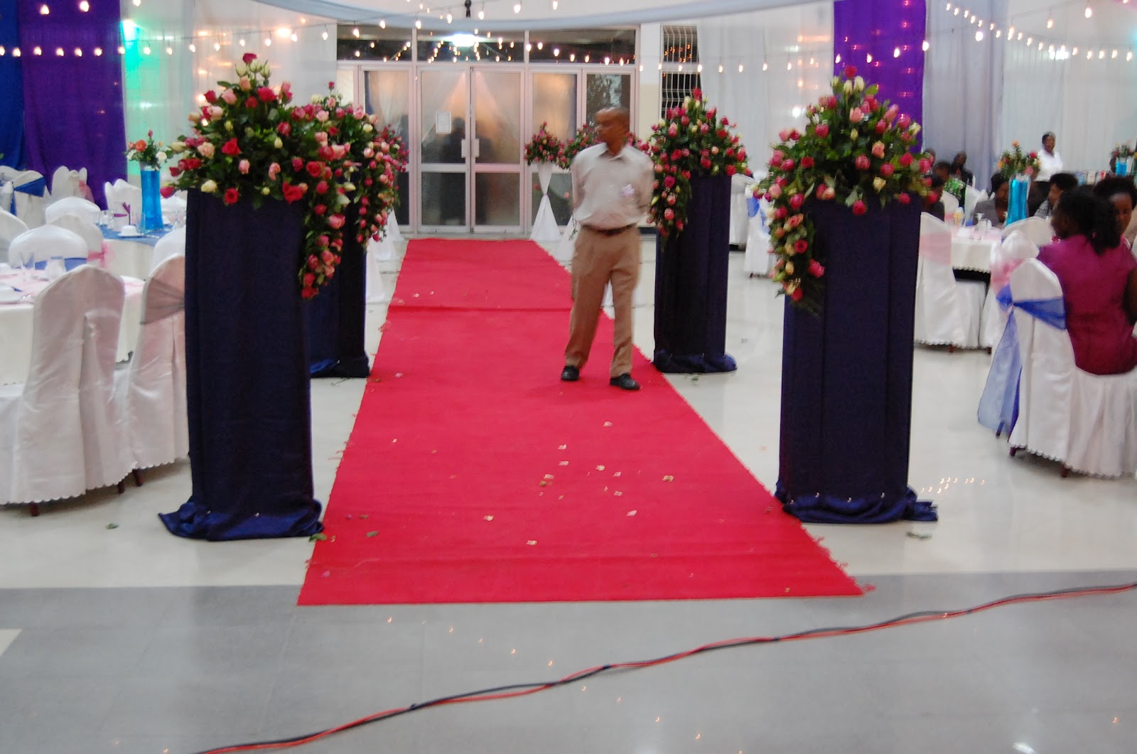 ERICK BRIGHTON: SASA WAWEZA KUPATA HUDUMA ZA MAPAMBO,CHAKULA,VYOMBO VYA ...