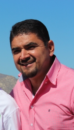 Temas y sucesos // Diálogos : DIALOGOS DE POLITICA