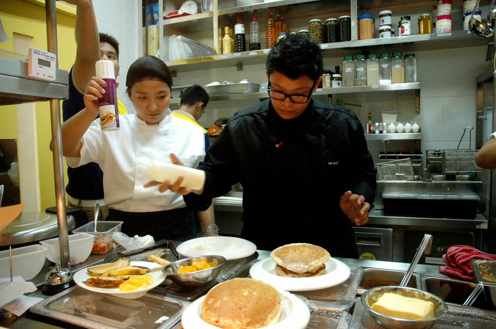 DUDE FOR FOOD: Just Like Home at B&P