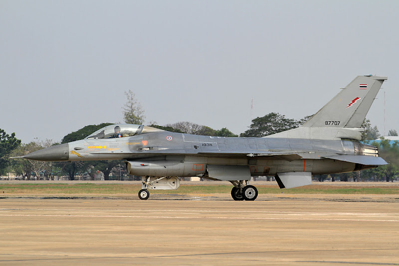 THAIDEFENSE-NEWS: Photo Gallery: RTAF F-16A/B