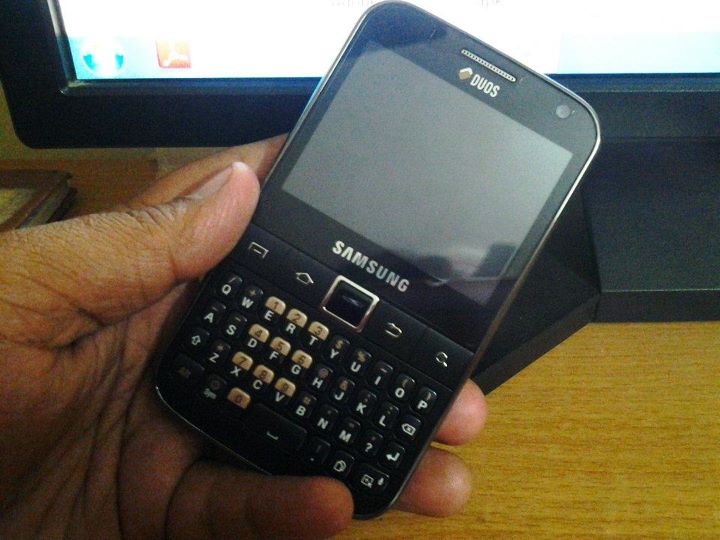 Samsung Galaxy Y Pro Duos Pros Cons Review