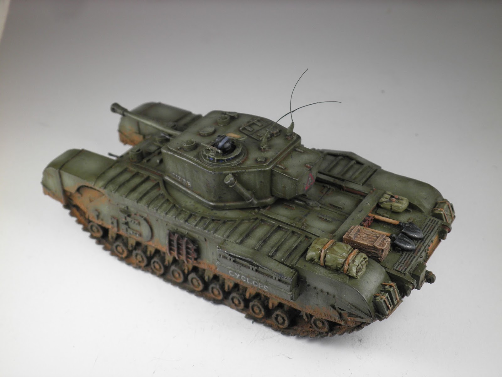 JOHN BOND's WARGAMING STUFF: CHURCHILL TANK 28mm + SCRATCH BUILD AVRE ...