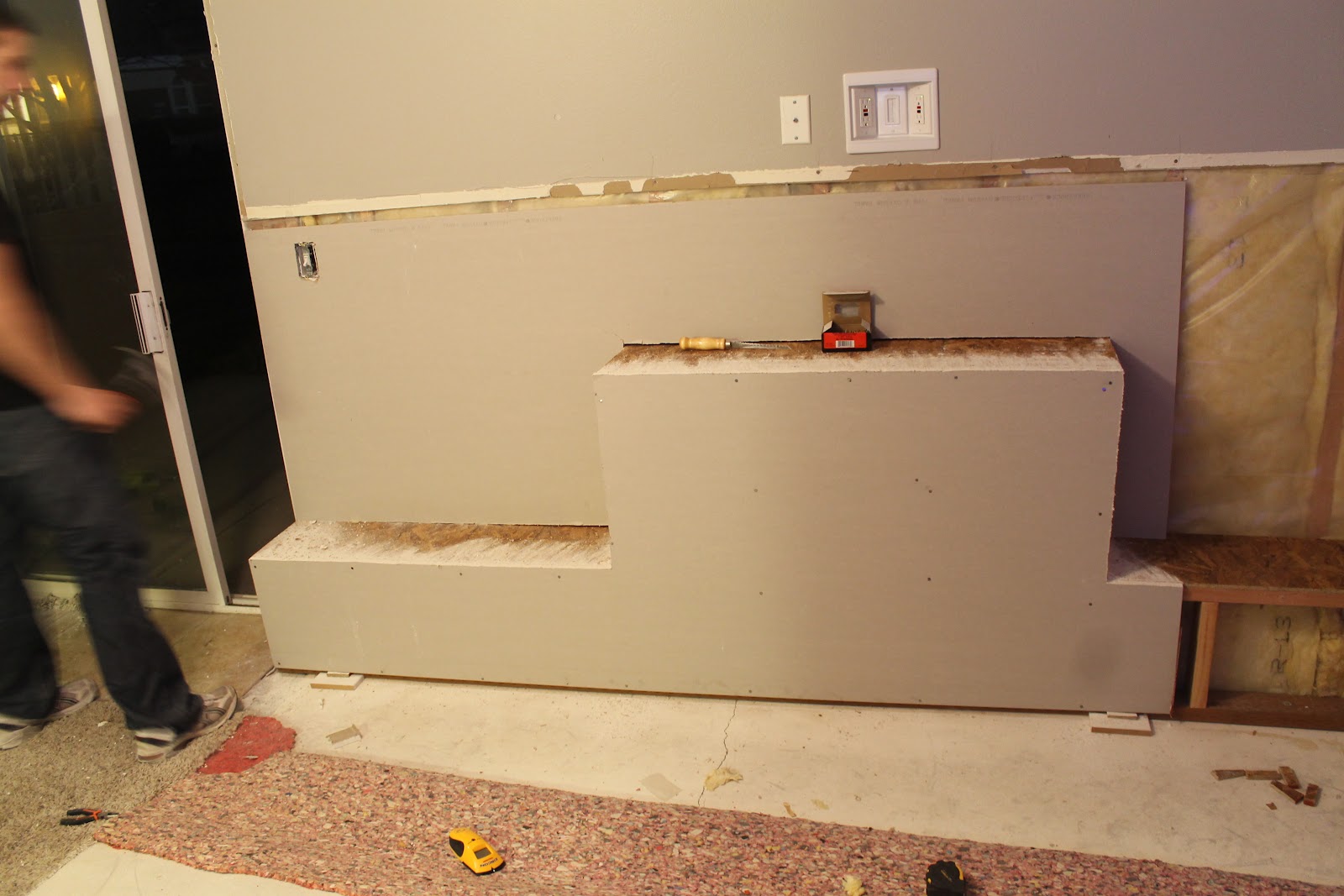 Plugging along in Sheetrockville. - Chris Loves Julia