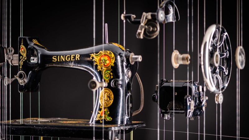 Still Stitching - Vintage Sewing Machines: 5 Mind-Blowing Sewing ...