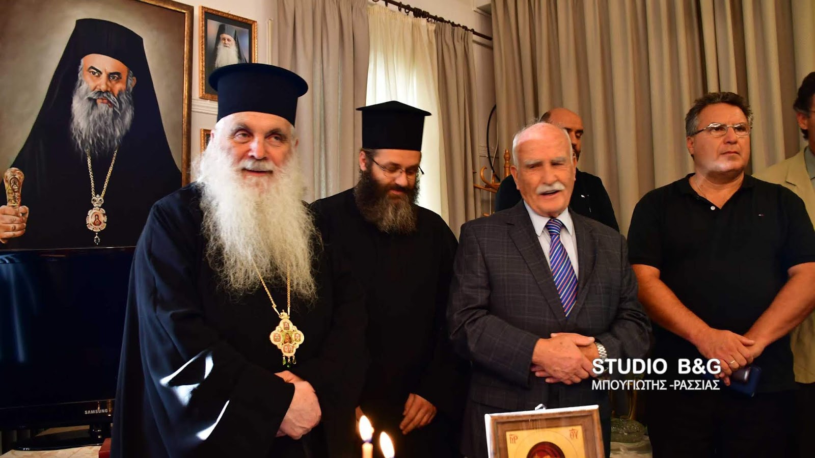 Αγιασμός στον Ραδιοφωνικό Σταθμό της Μητροπόλεώς μας - ΙΕΡΑ ΜΗΤΡΟΠΟΛΙΣ ...