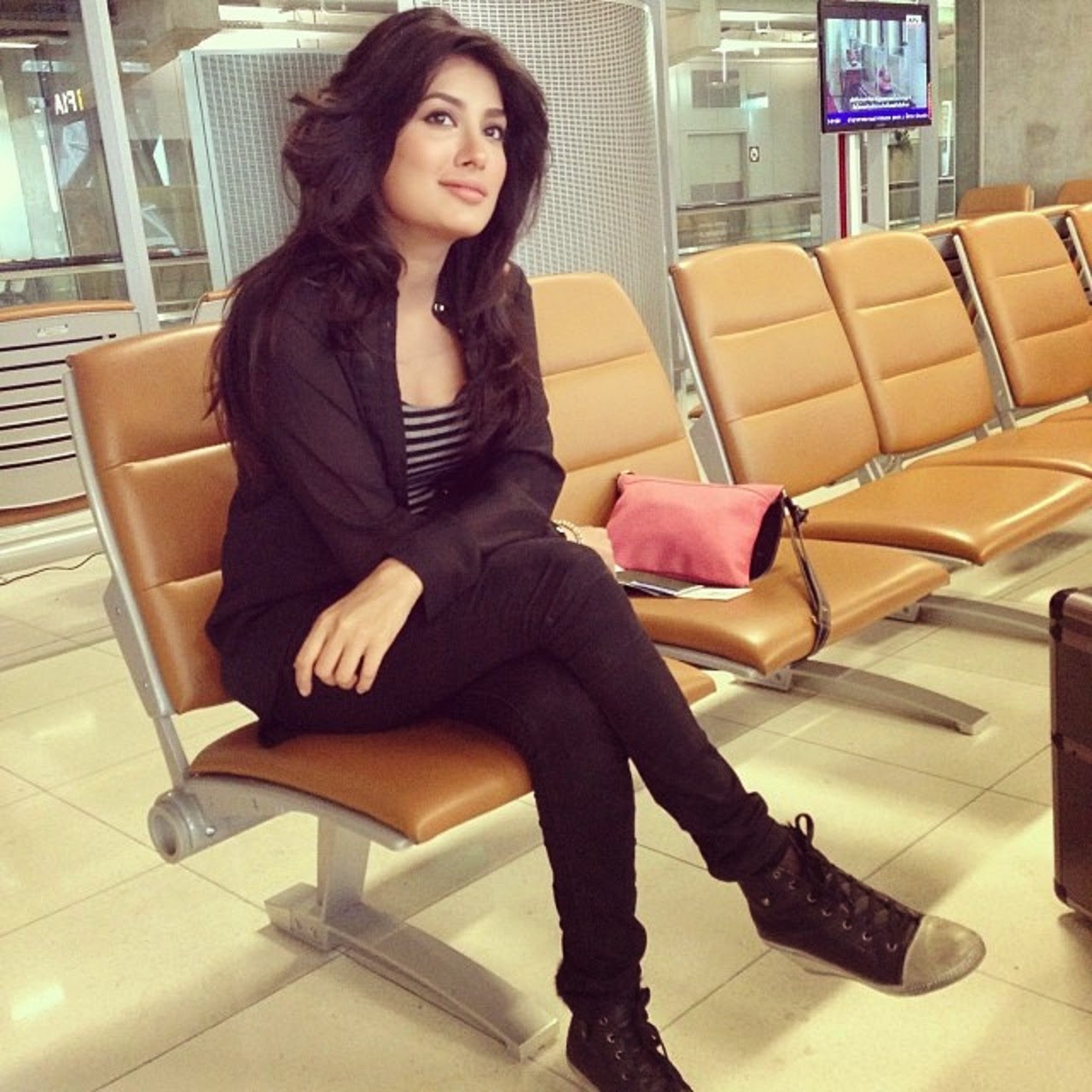 60 New Latest Hd Wallpapers Mehwish Hayat Hd Pictures Photos Images ...