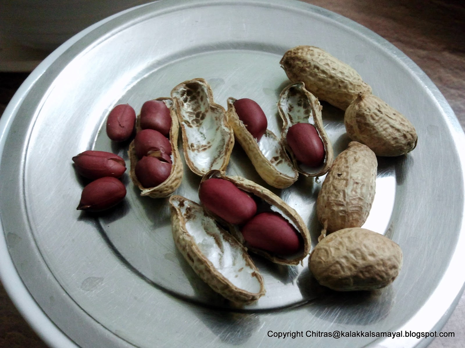 kalakkalsamayal: roasting ground nut