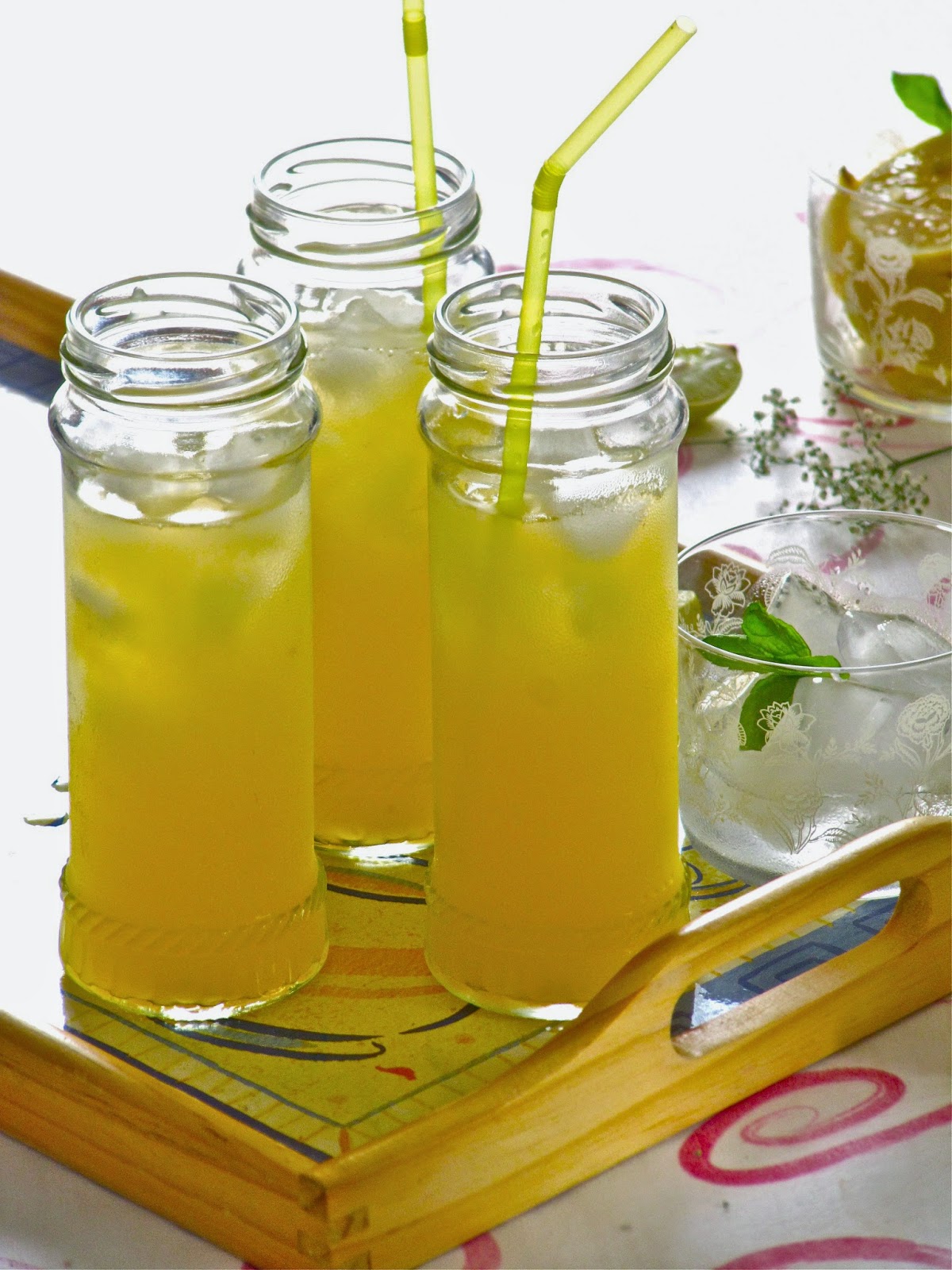 Plateful: 4 Delicious Lemonade Variations for Summer