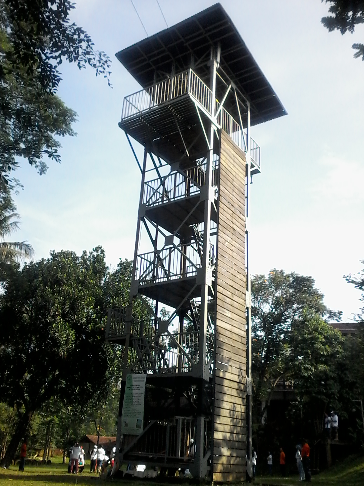 travelplusindonesia: Sensasi Lain Menginap di Lahan 8 Hektar Puri Avia ...