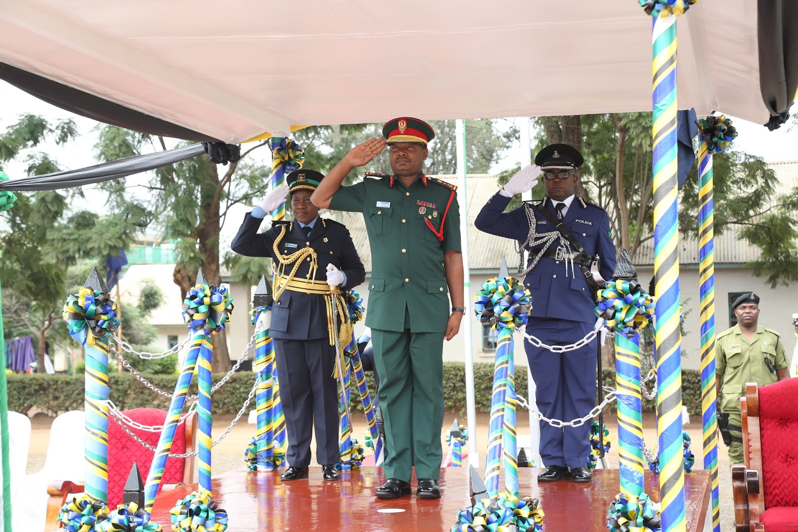 Uhamiaji Tanzania: ASKARI NA MAAFISA UHAMIAJI WAHITIMU MAFUNZO YA ...