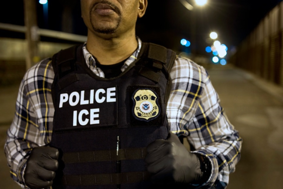 Immigration Referral Information Services: ICE Officers