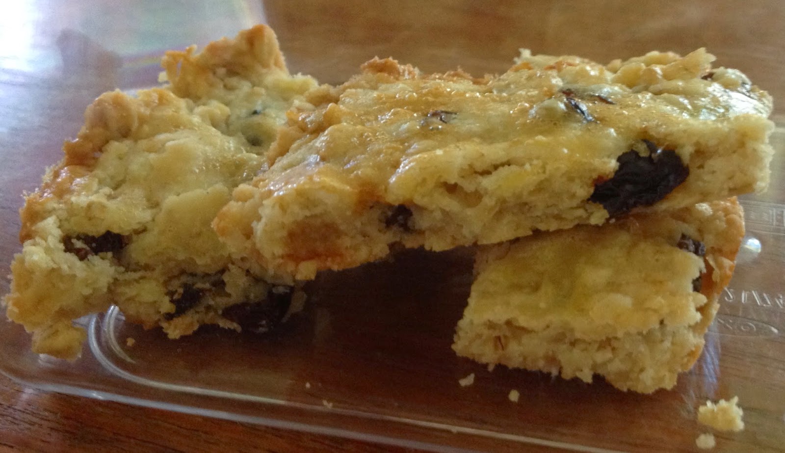 The Tipsy Crumpet: Oatmeal-Raisin Shortbread