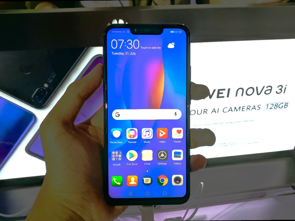 Huawei nova 3i, Smartphone Selfie yang Pas untuk Gamer - radarempoa.com