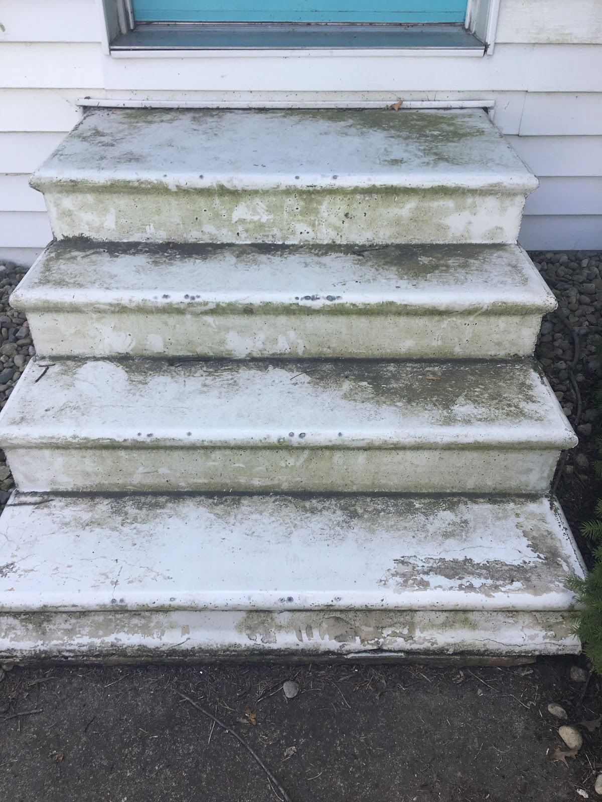 The Smart Momma: Painted Concrete Stairs